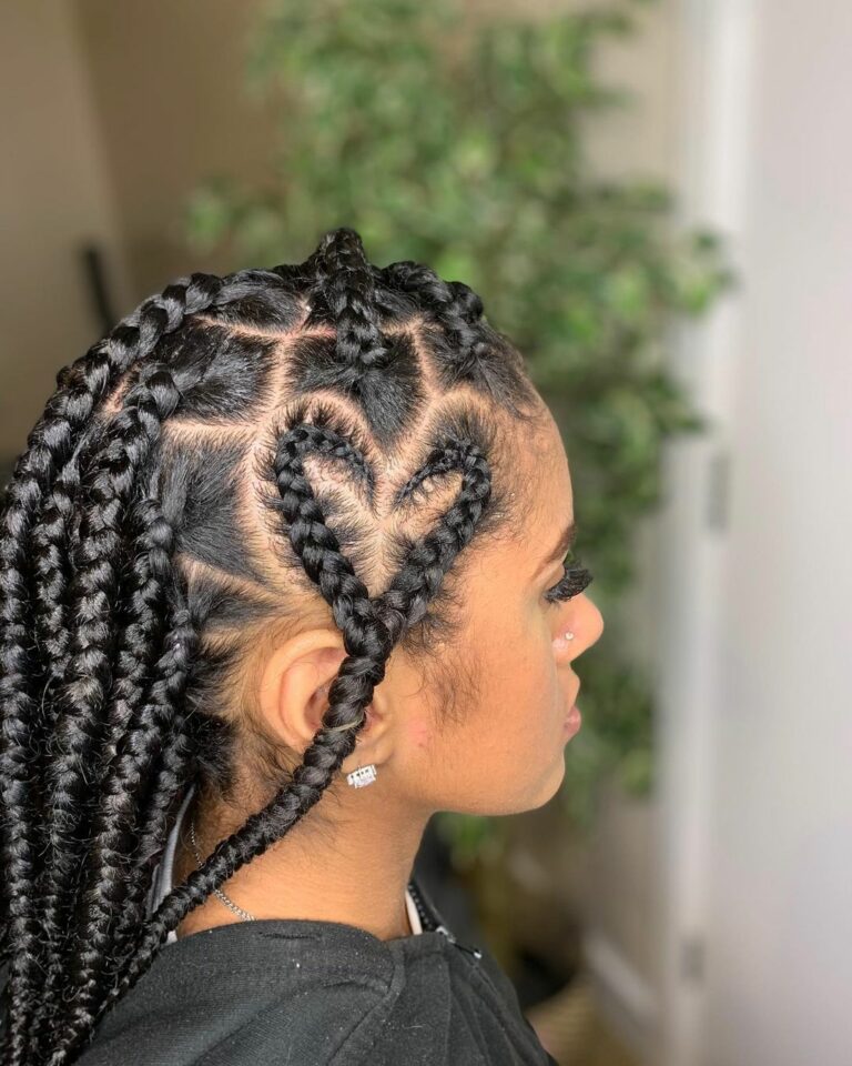 30 Knotless Braids With A Heart On The Side