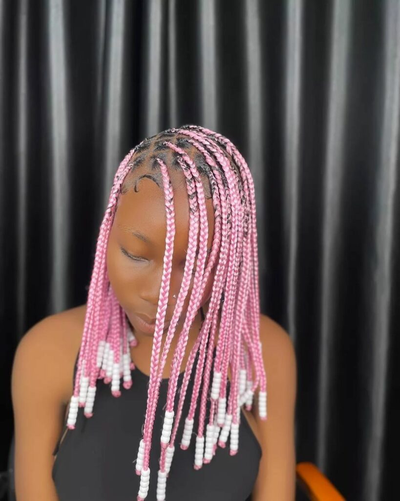 40+ Short Knotless Braids To Revamp Your Look [2024]